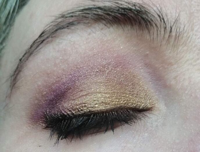 8x Ooglooks met paarse oogschaduw voor alle oogkleuren: hoe paarse ...