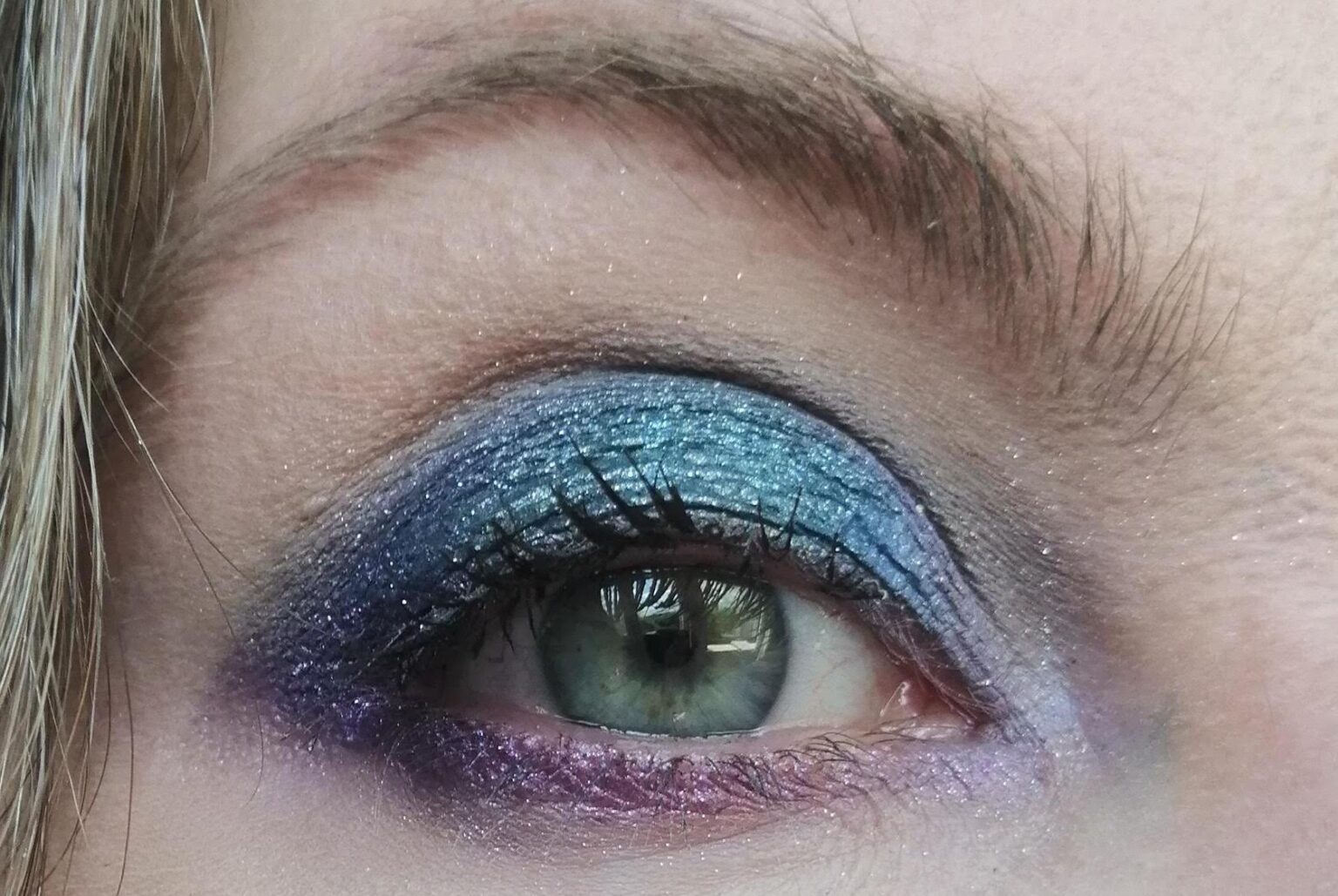 8x Ooglooks met paarse oogschaduw voor alle oogkleuren: hoe paarse ...