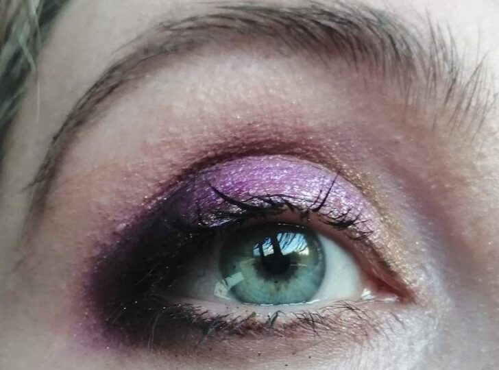 8x Ooglooks met paarse oogschaduw voor alle oogkleuren: hoe paarse ...