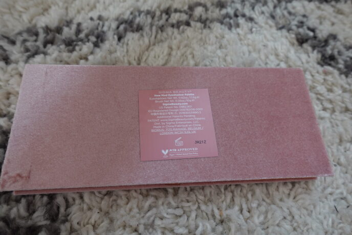 Sigma new mod palette review & 11 ooglooks | Glamourista - kapsels